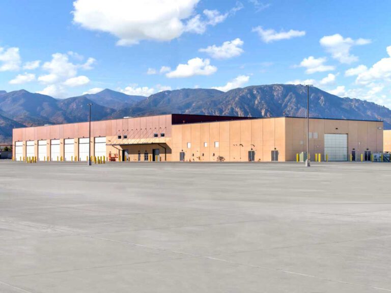 How to Navigate Federal Construction Project Requirements